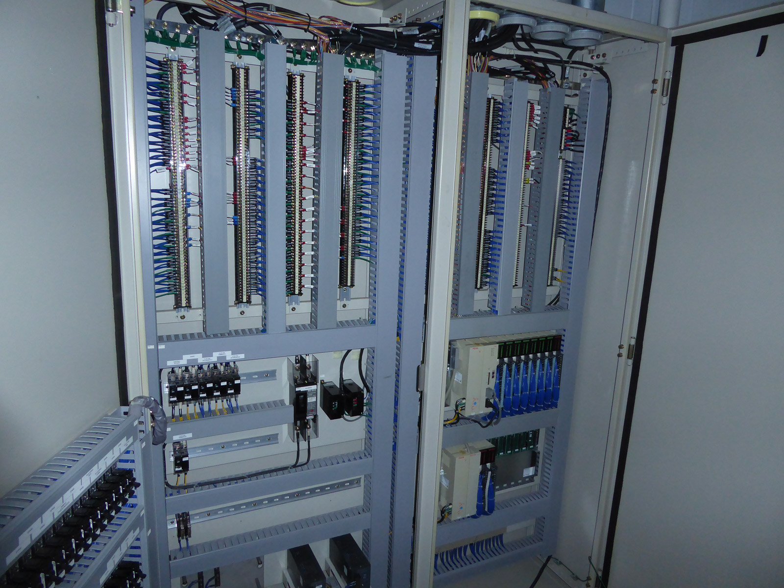 60" x 60" Diameter Turret Unwind and Winder. Converting Plant